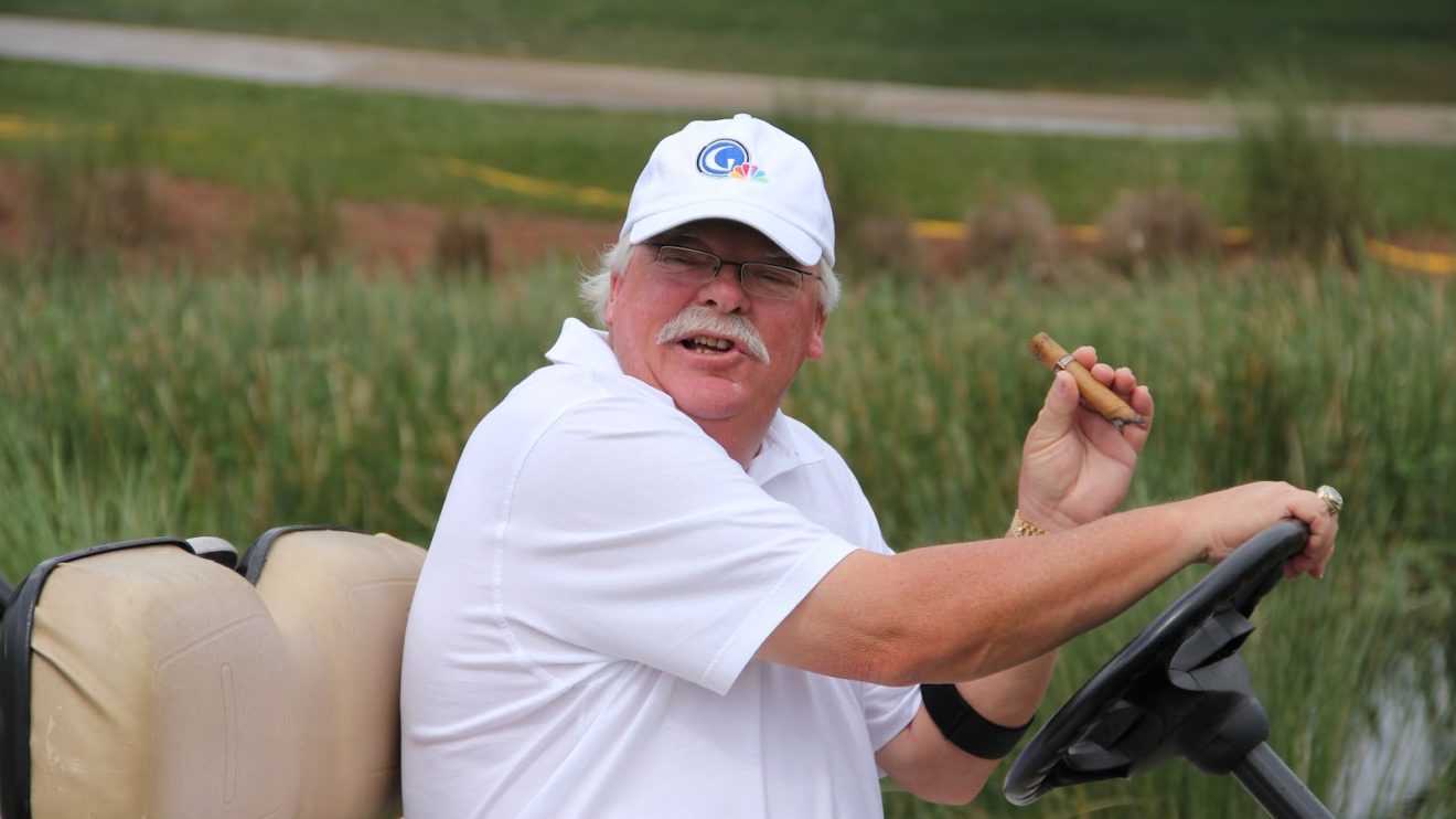 Roger Maltbie's driver arrested for striking police officer with golf cart