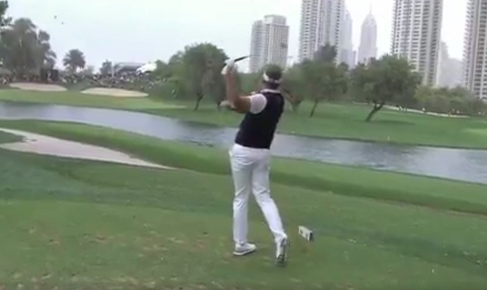 WATCH: Ian Poulter shanks tee shot at 2017 Omega Dubai Desert Classic