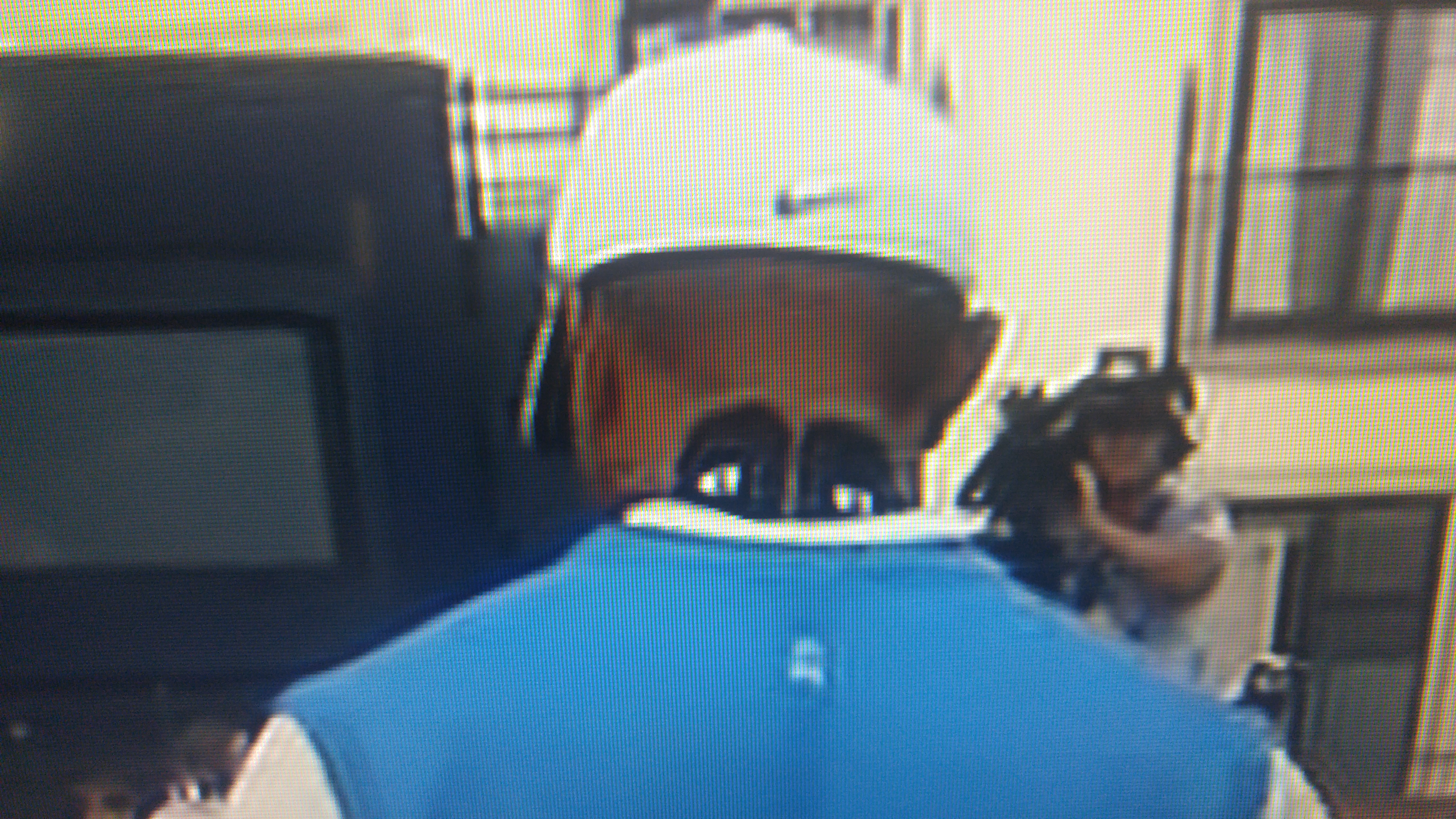 Tiger Woods is wearing KT Tape on his neck at the 2018 British Open ...